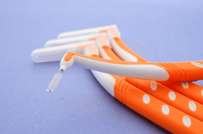 【Interdental Brush Guide】How to Choose and Use It? Who Should Use It ...